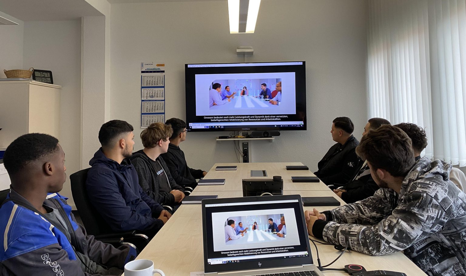 Start ins Berufsleben: Omexom Stiller begrüßt seine neuen Auszubildenden - Omexom DE